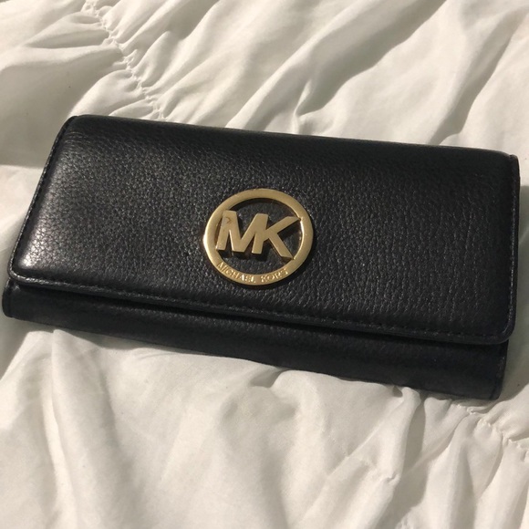 Michael Kors | Bags | Mk Leather Wallet | Poshmark